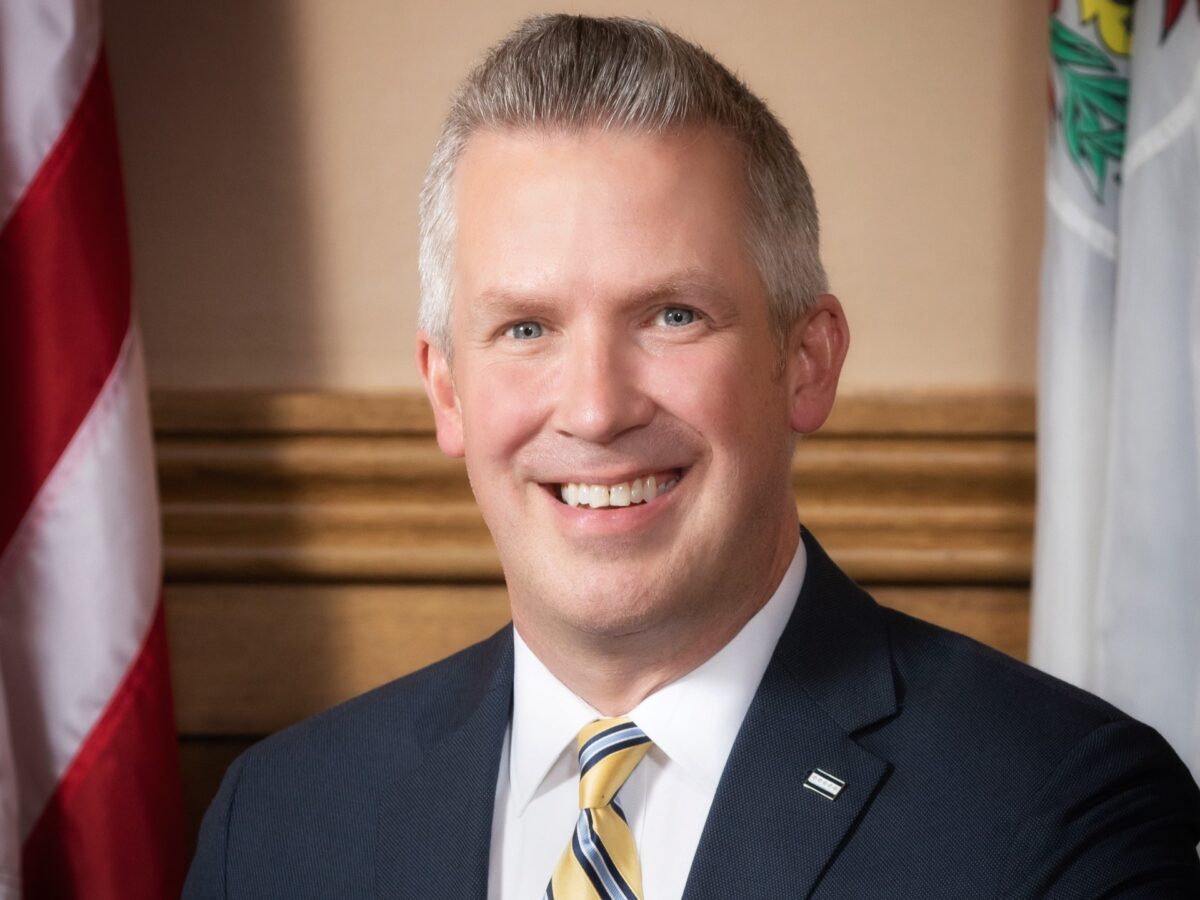 Manchin Endorses Wheeling Mayor For US Senate Primary - West Virginia ...