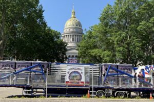 America 250 Ferris Wheel Arrives By The Truckload At W.Va. Capitol ...
